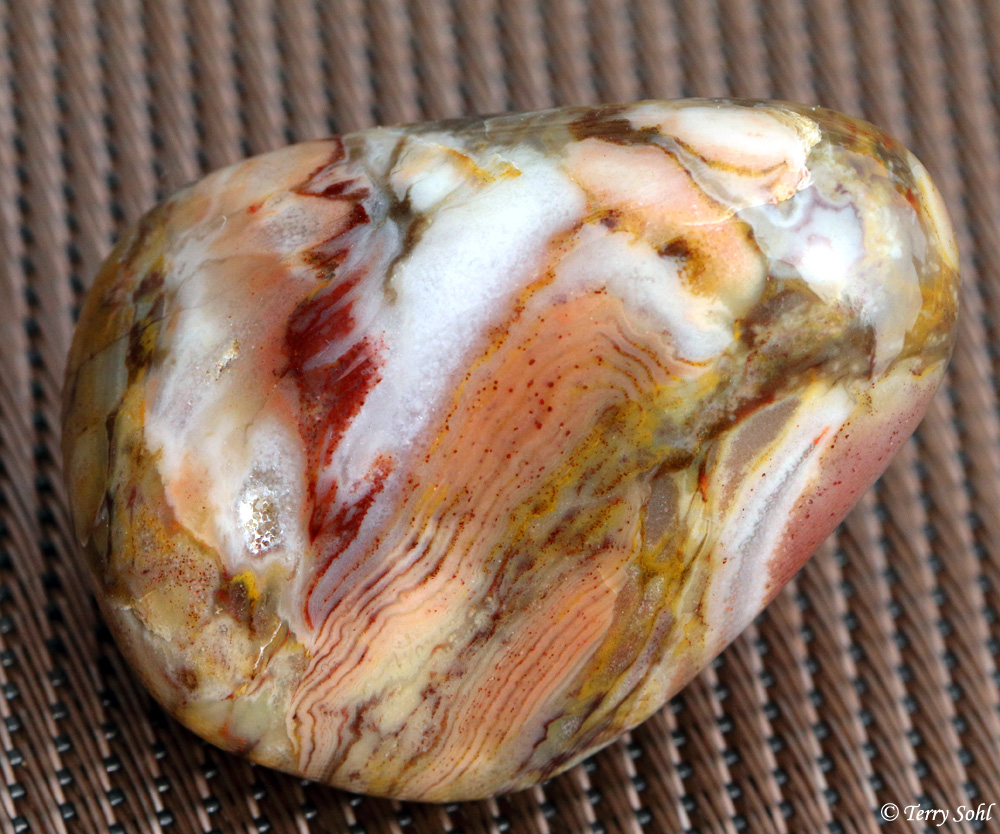 South Dakota Rockhound - Prairie Agates